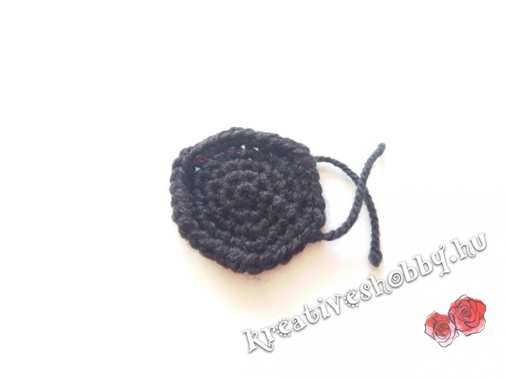 Horgolt katicabogár (amigurumi) - Kreatív+Hobby Alkotóműhely